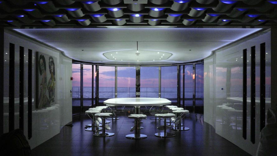 Yacht SEA FORCE ONE, Admiral | CHARTERWORLD Luxury Superyacht Charters